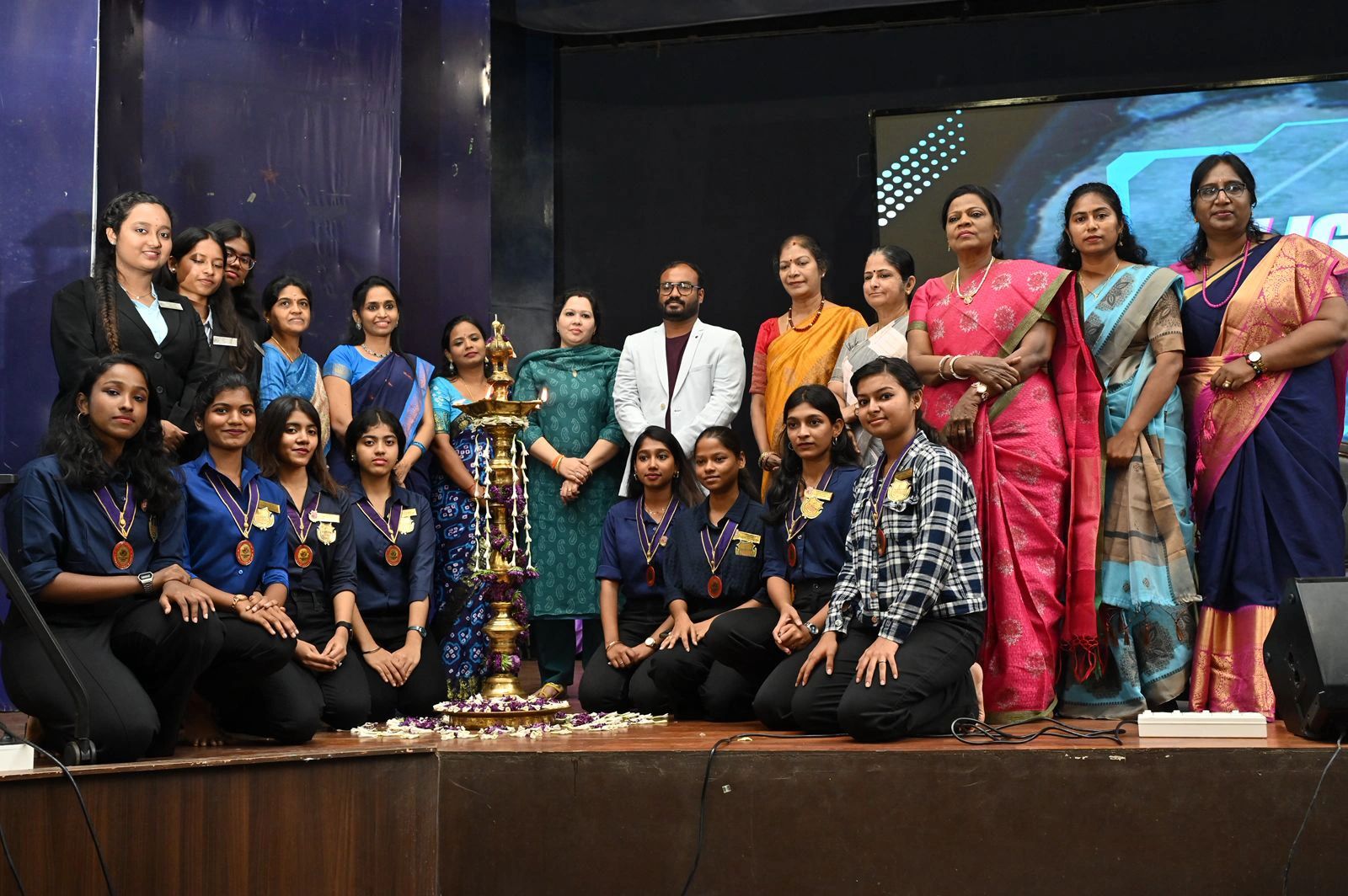 Ethiraj College